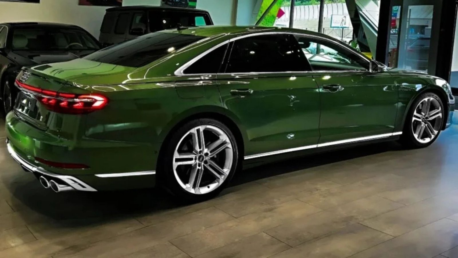 Audi A8 2025 Revealed: Flagship Luxury Sedan with Advanced Technology ...