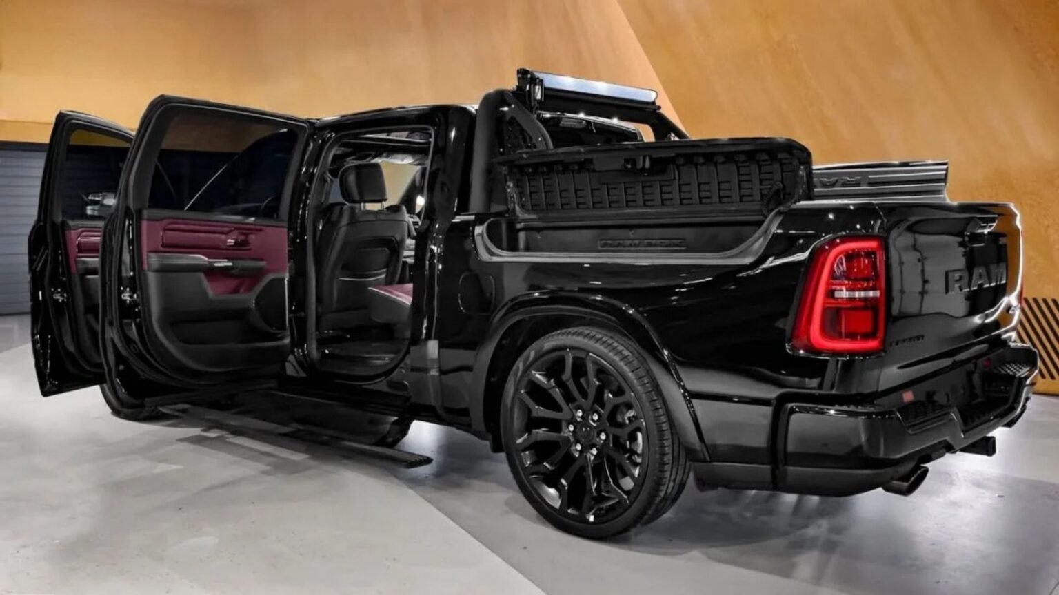 Dodge RAM 1500 Limited 2026 Revealed: Bold New Design, Premium Interior ...