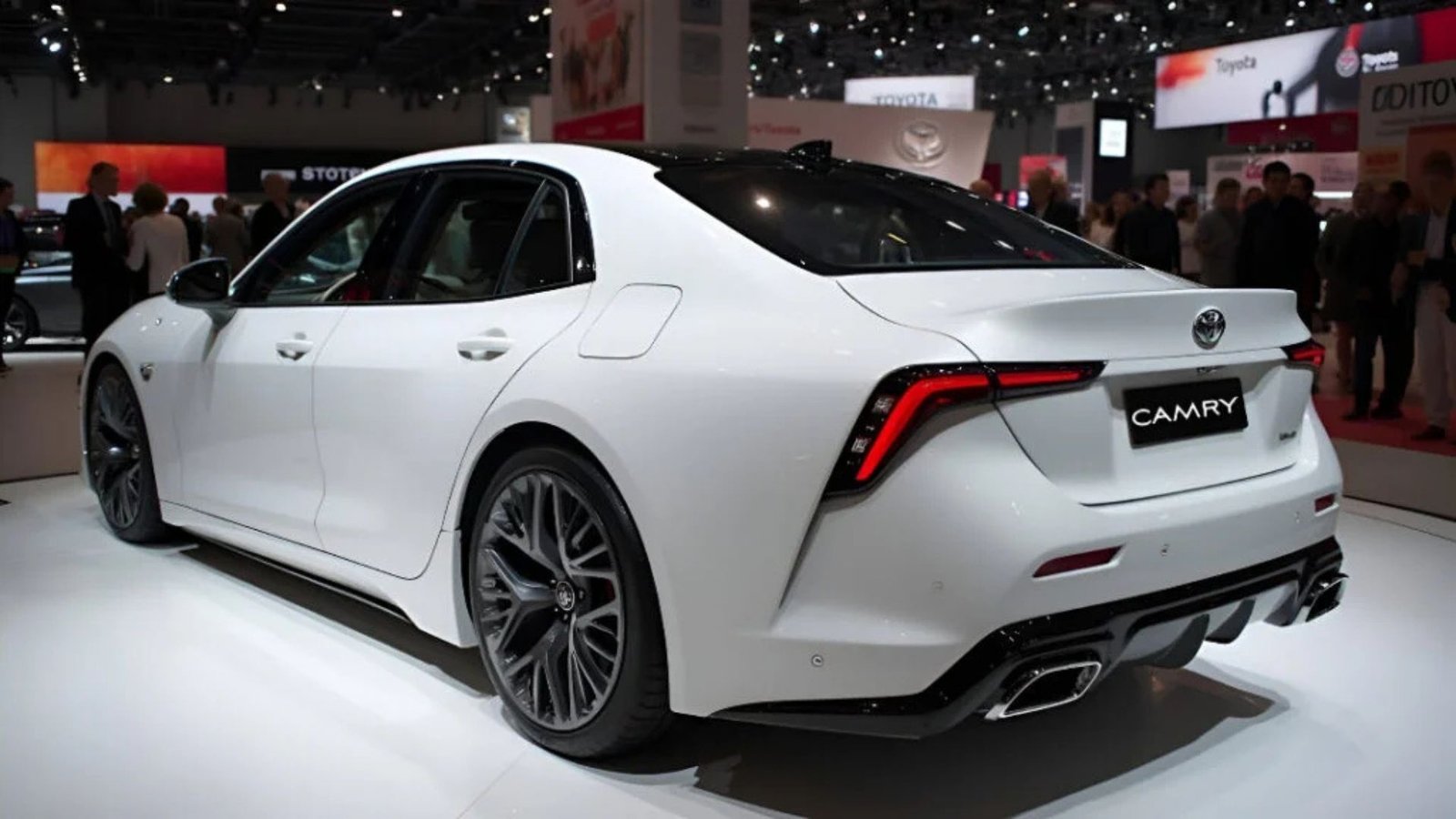 Toyota Camry 2025 Revealed: Luxury Hybrid Sedan with Premium Features ...